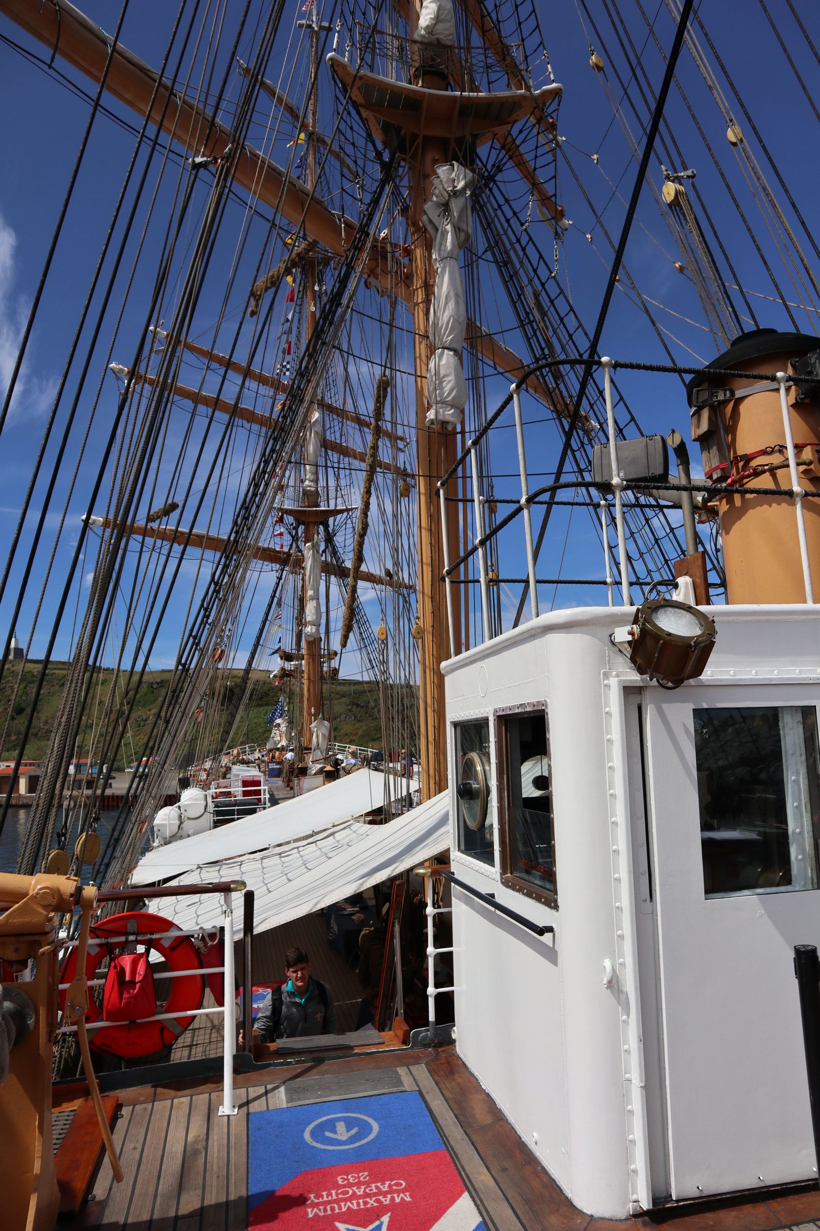 The Eagle has Landed – Azores Style - The Adventures of Aleta